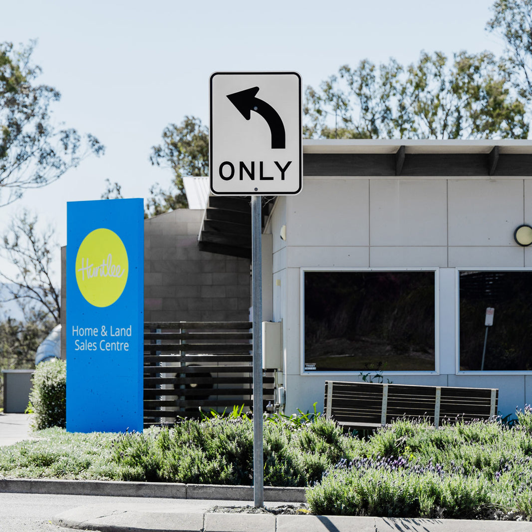R2 Road Signs | Regulatory & Warning